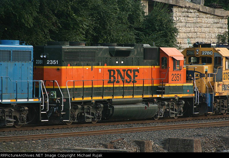 BNSF 2351